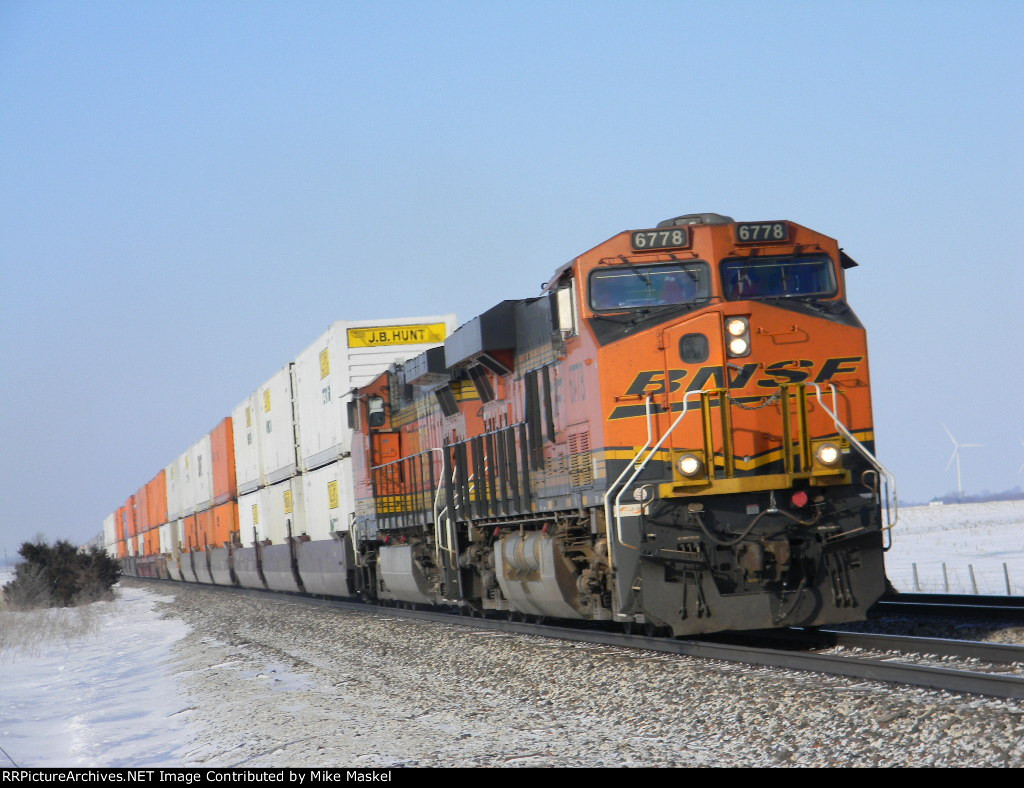 BNSF 6778